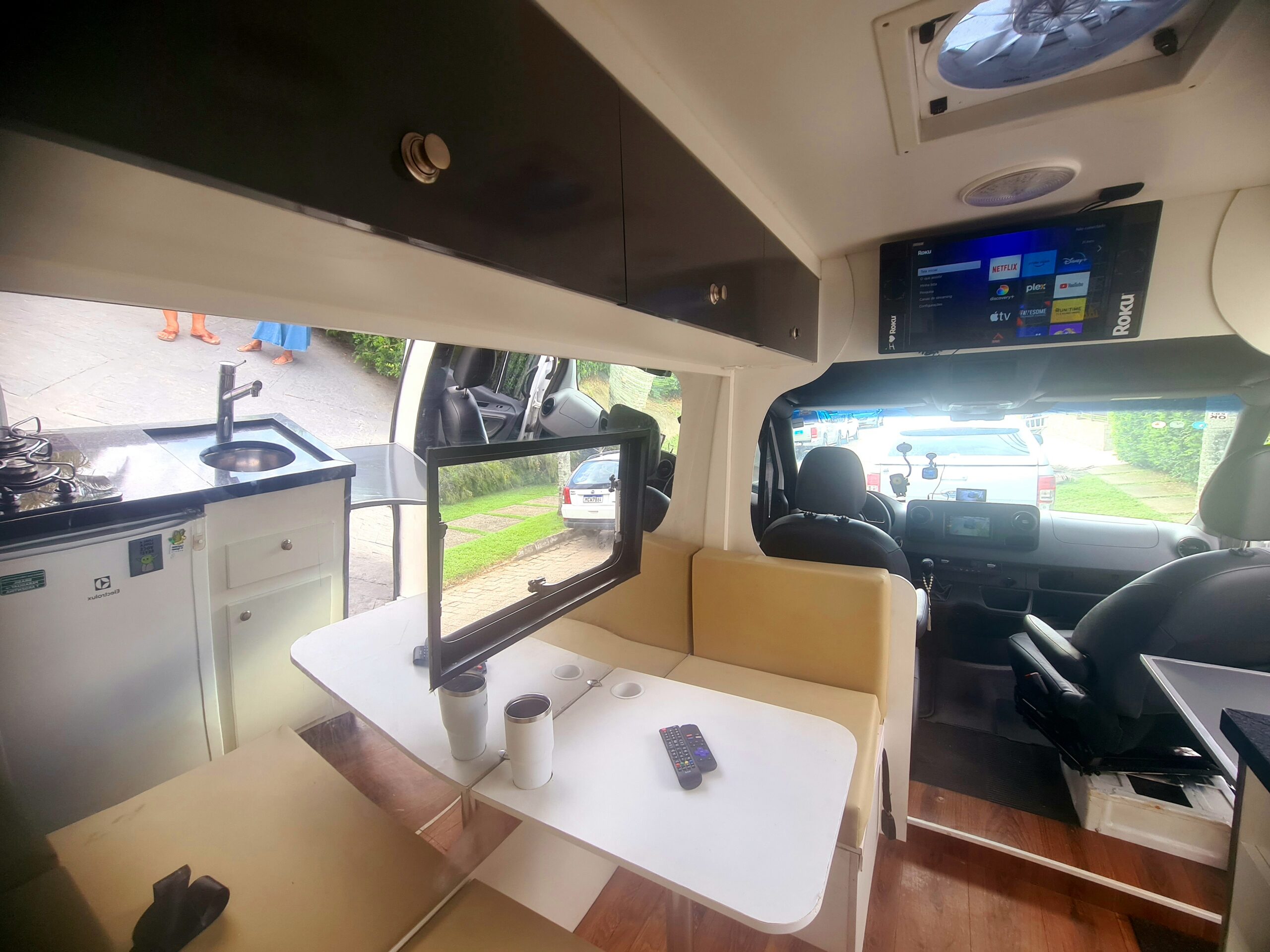 905 Motor Home Sprinter 416 extra longa Dexter 2020 – Mundo do Motor Home