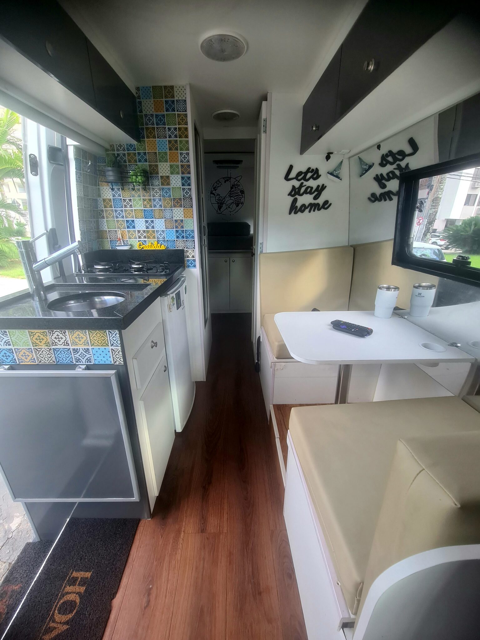 905 Motor Home Sprinter 416 extra longa Dexter 2020 – Mundo do Motor Home